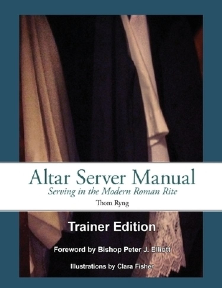 Altar Server Manual Trainer Edition| Free Delivery at Eden.co.uk