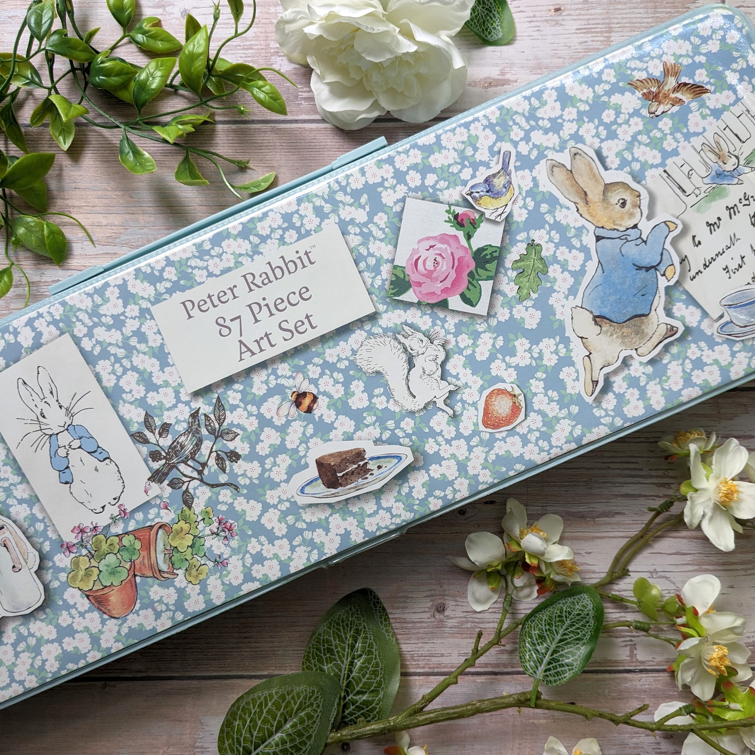 87 Piece Art Set - Peter Rabbit Pin Up | Free Delivery at Eden.co.uk